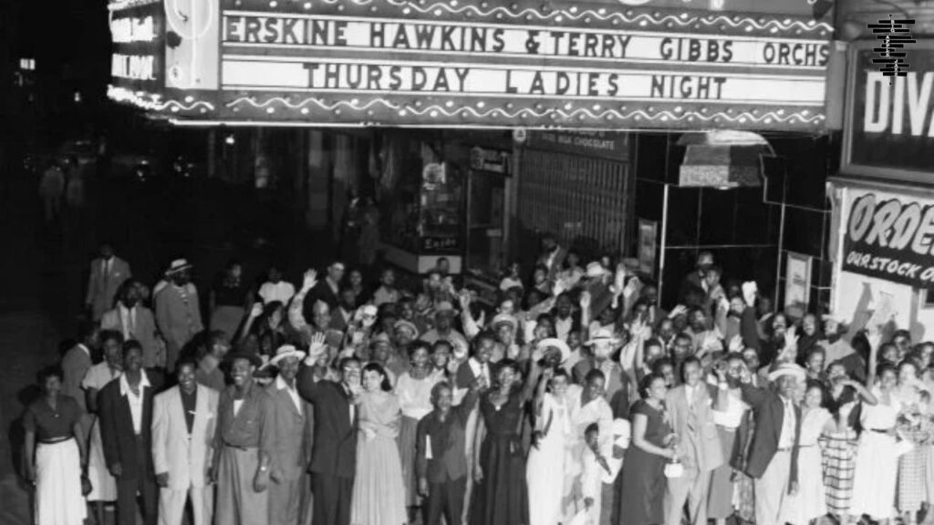 Private Jazz Tours: Behind Velvet Curtains at NYC’s Historic Jazz Clubs ...